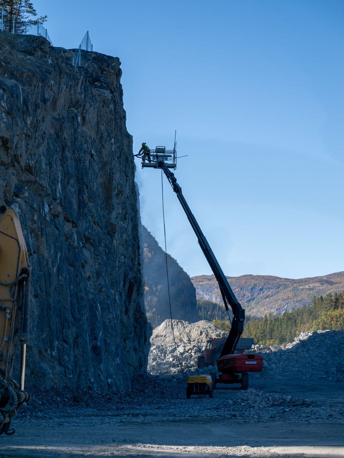 E16 Øylo – Hålimo – Lomen || Brødrene Dokken AS